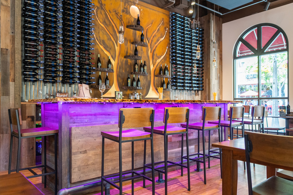 Downtown Napa Tasting Rooms for Every Taste | Monarch Wine